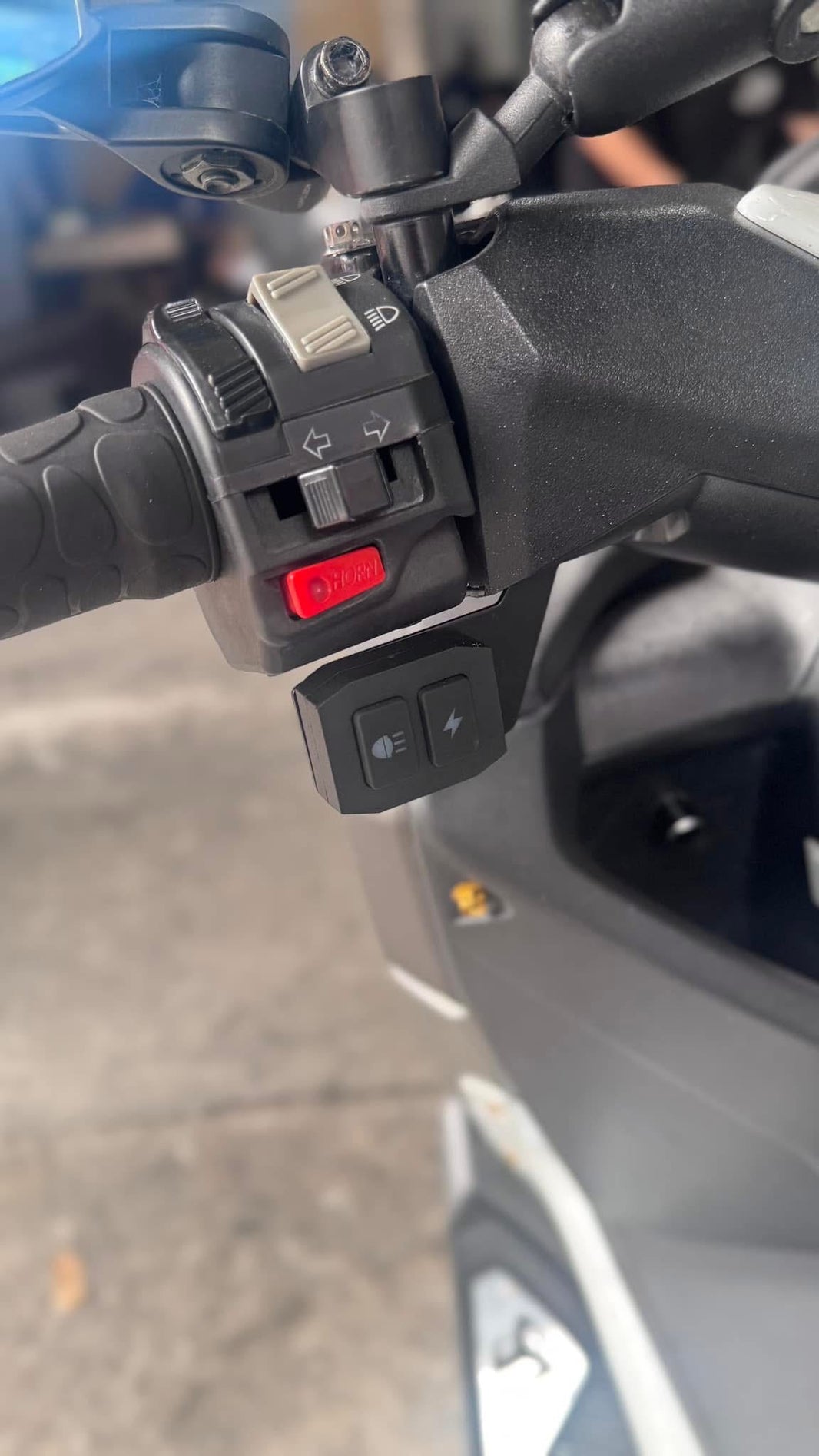 LED LIGHTS /MDL WITH LABOR – TOL PAWIRING